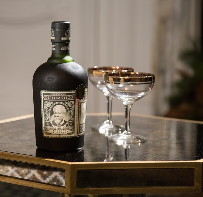 5 exclusivas copas de ron. - LOFF.IT